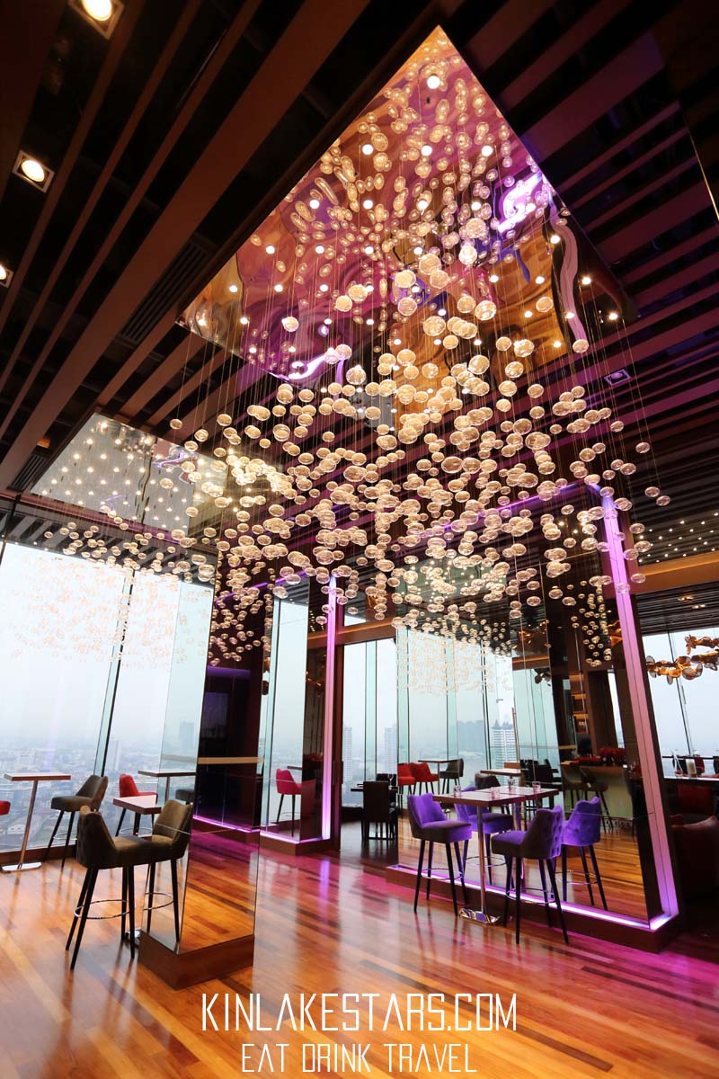 ครั้งแรกในไทยกับตู้กดแชมเปญ Moët และแชมเปญเรืองแสงต้อนรับปีมะหมา ณ ...